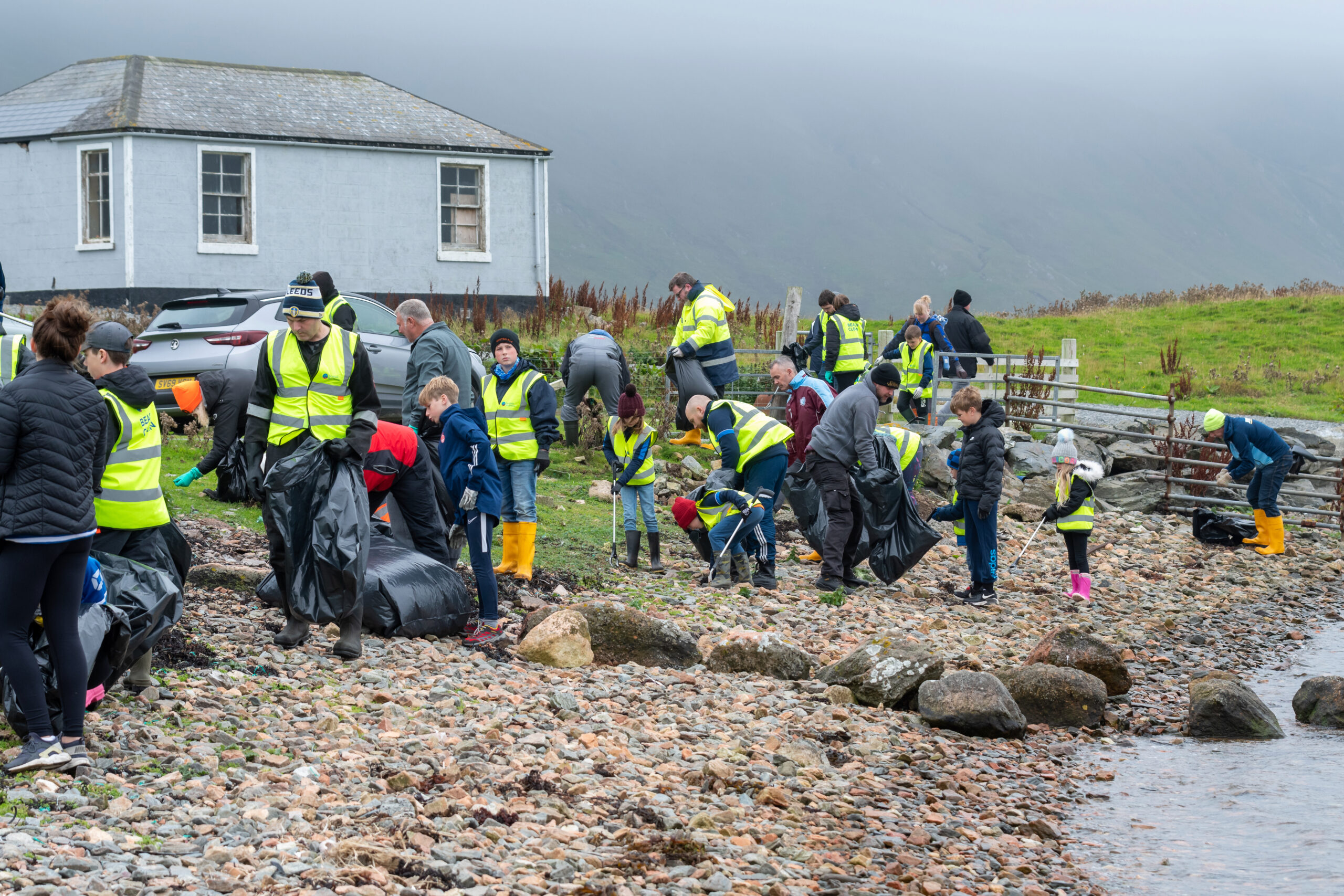 Scottish Sea Farms backs beach clean blitz for fifth year - Scottish ...